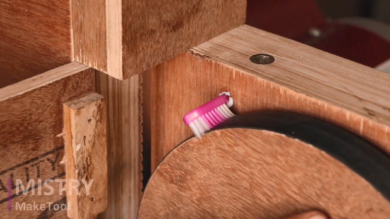 How To Make A Mini Band Saw | Mistry MakeTool