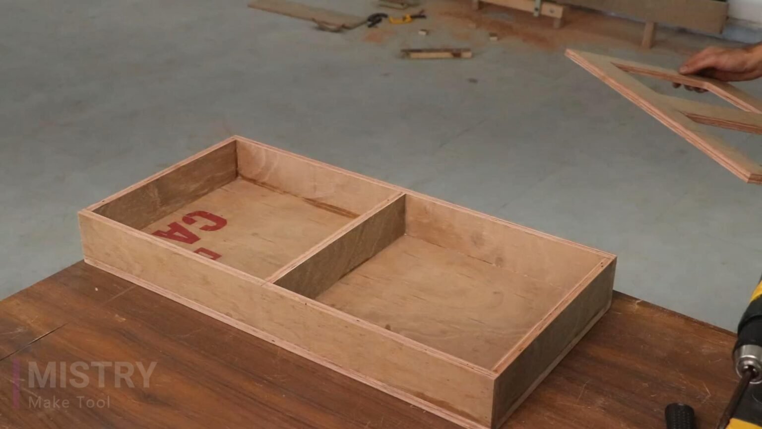 DIY Vacuum Forming Machine | Mistry MakeTool